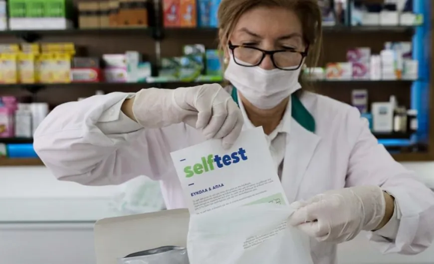 Self test-Σχολεία: Από αύριο Τετάρτη παραλαβή 3 self test για μαθητές ...