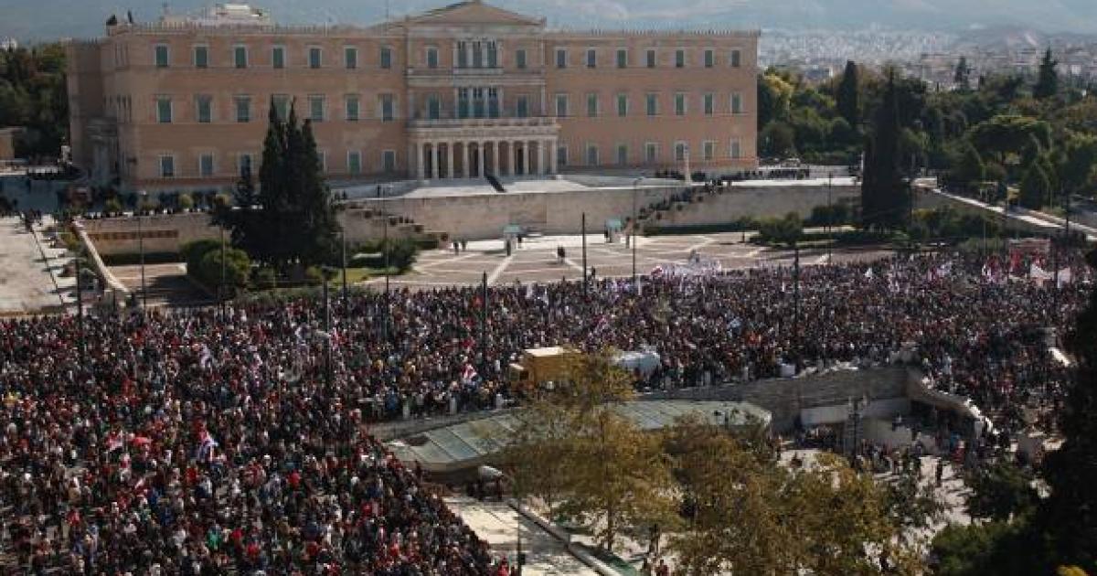 Συγκέντρωση συνδικάτων και φορέων έξω από τη Βουλή την Κυριακή | Alfavita