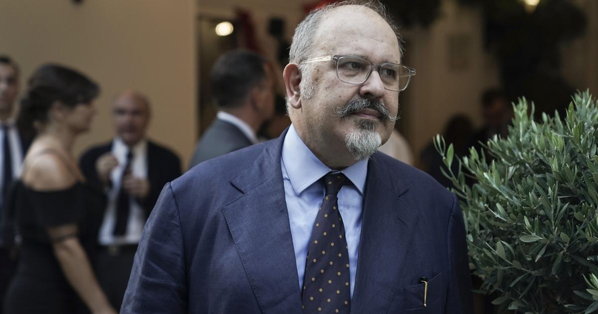 Τέλος ο Νίκος Ξυδάκης από το «Κόκκινο» | Alfavita