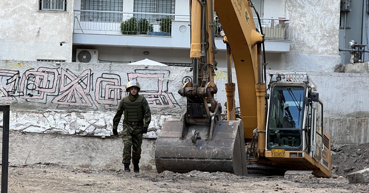 Θεσσαλονίκη: Συνεχίζουν να ξεθάβουν οβίδες! - Έχουν ήδη εντοπιστεί 51 | Alfavita