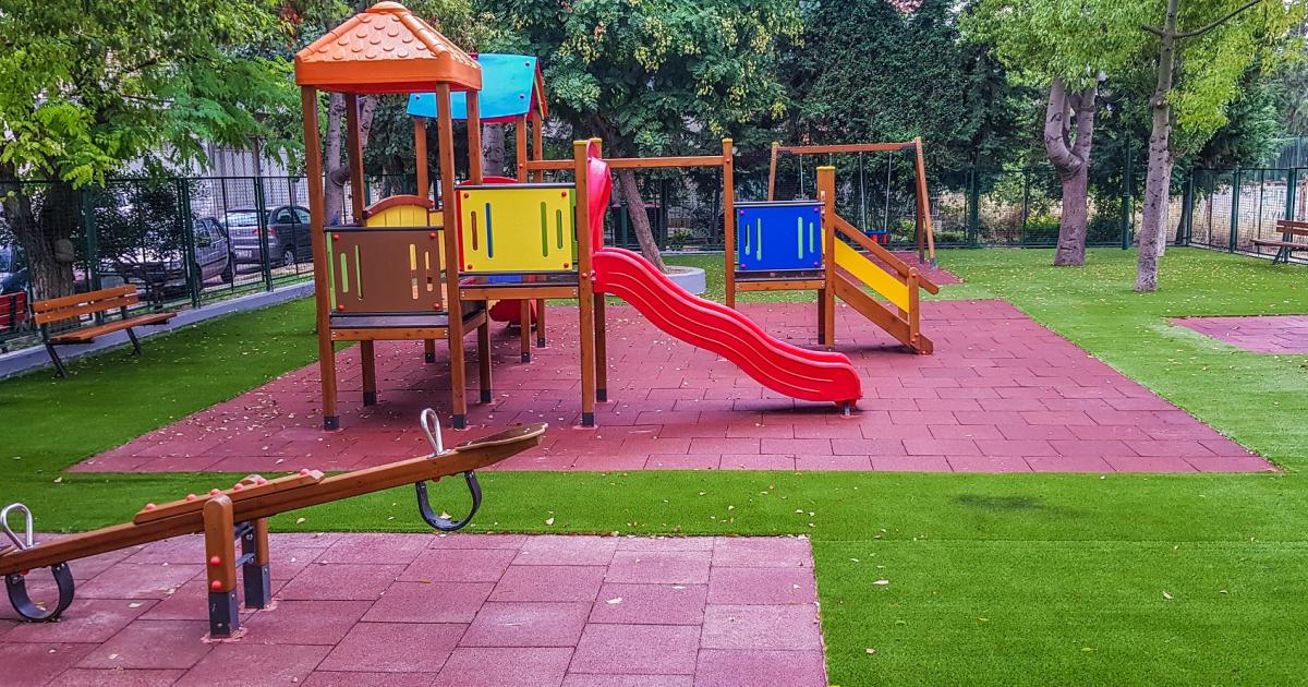 Σοβαρό ατύχημα στην Αμφιλοχία: 9χρονη έκοψε το αυτί της σε παιδική χαρά και έκανε 14 ράμματα ...