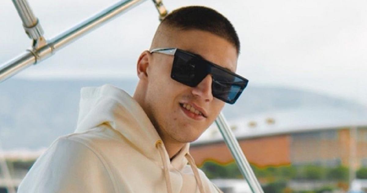 Συνελήφθη ο τράπερ Trannos στην Ομόνοια: Βρέθηκε όπλο στο αυτοκίνητό ...