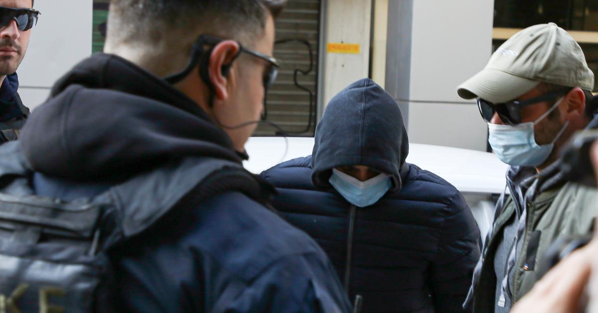 Γυναικοκτονία στον Πειραιά: Προθεσμία για να απολογηθεί στις 8/12 πήρε ...