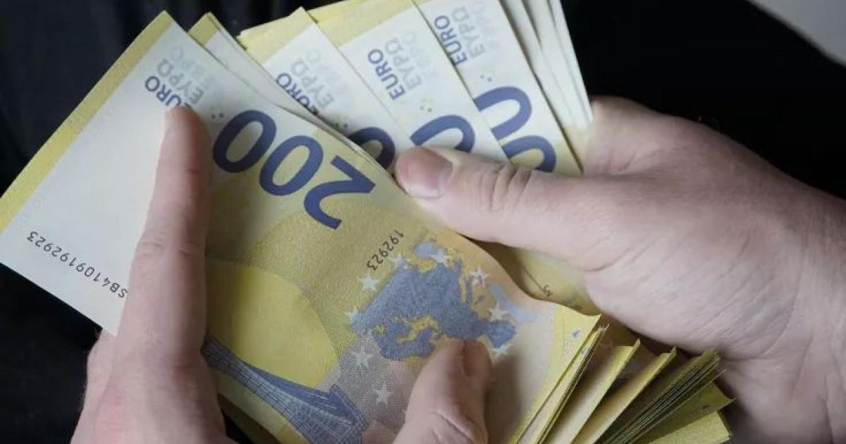 ΕΚΤΑΚΤΟ: Συνεχίζονται οι αιτήσεις για τ επίδομα 400 ευρώ | Alfavita