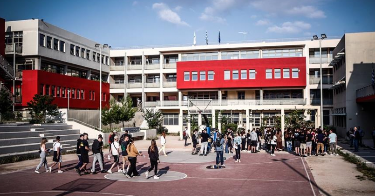 Ποιες σχολές προτίμησαν φέτος οι υποψήφιοι των Πανελληνίων - Η ...