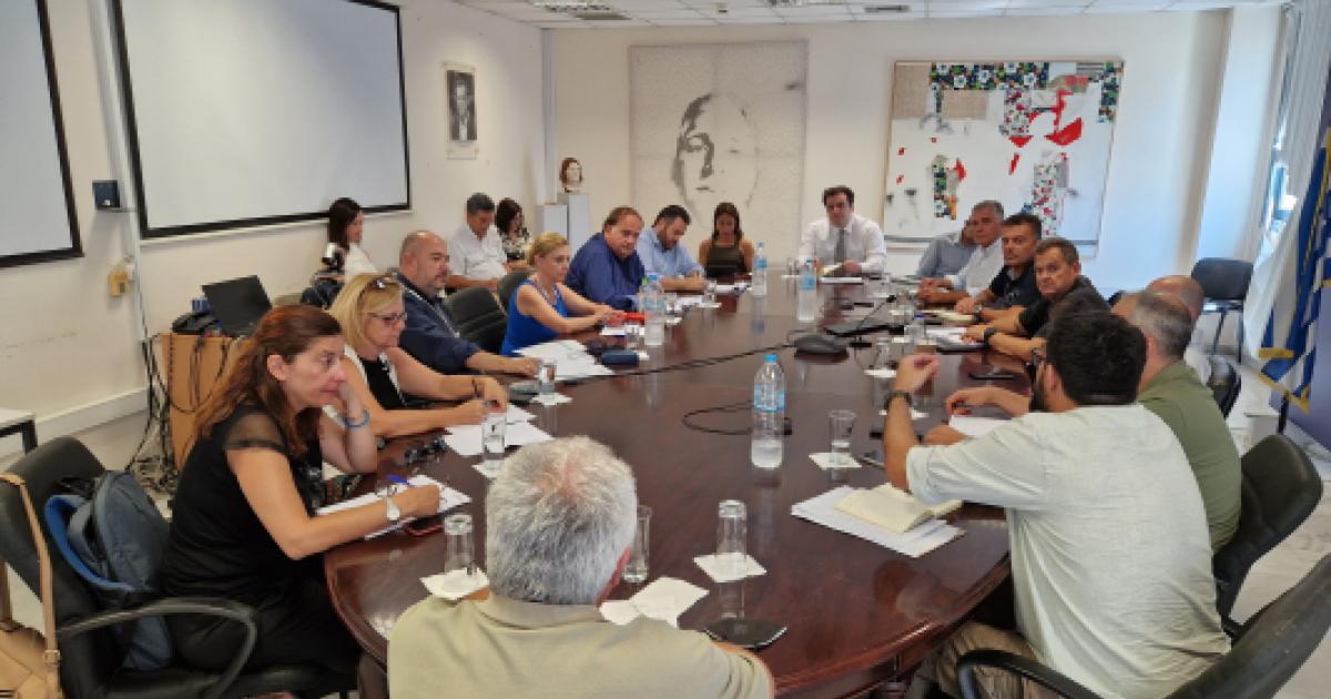 Τι λέει το Υπουργείο Παιδείας για τη συνάντηση του με τα ΔΣ της ΟΛΜΕ ...