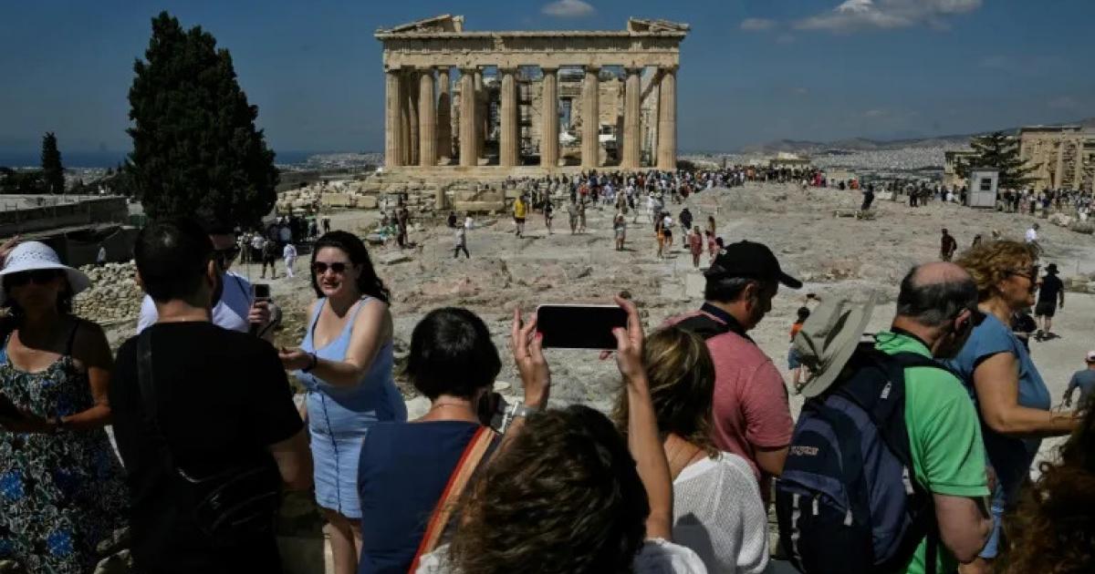 «Φωτιά» στα εισιτήρια της Ακρόπολης - Ανέβηκε στα 30 ευρώ | Alfavita