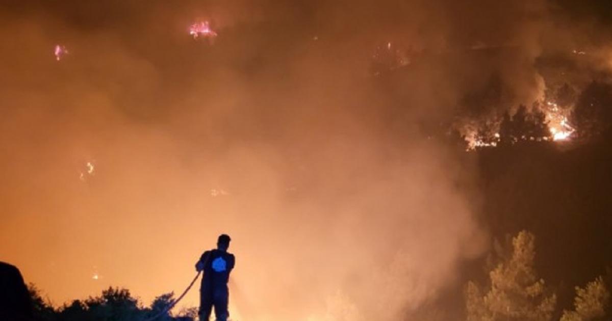 Ρόδος: Ξαφνικός θάνατος για 39χρονο εθελοντή που έσβηνε τις φωτιές ...