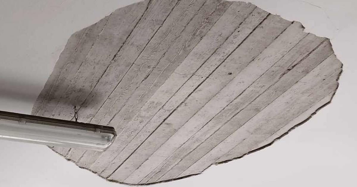 Πτώση σοβάδων στο 149ο Δημοτικό Σχολείο: Κινητοποίηση στο Δήμο Αθηναίων στις 18 Σεπτεμβρίου ...