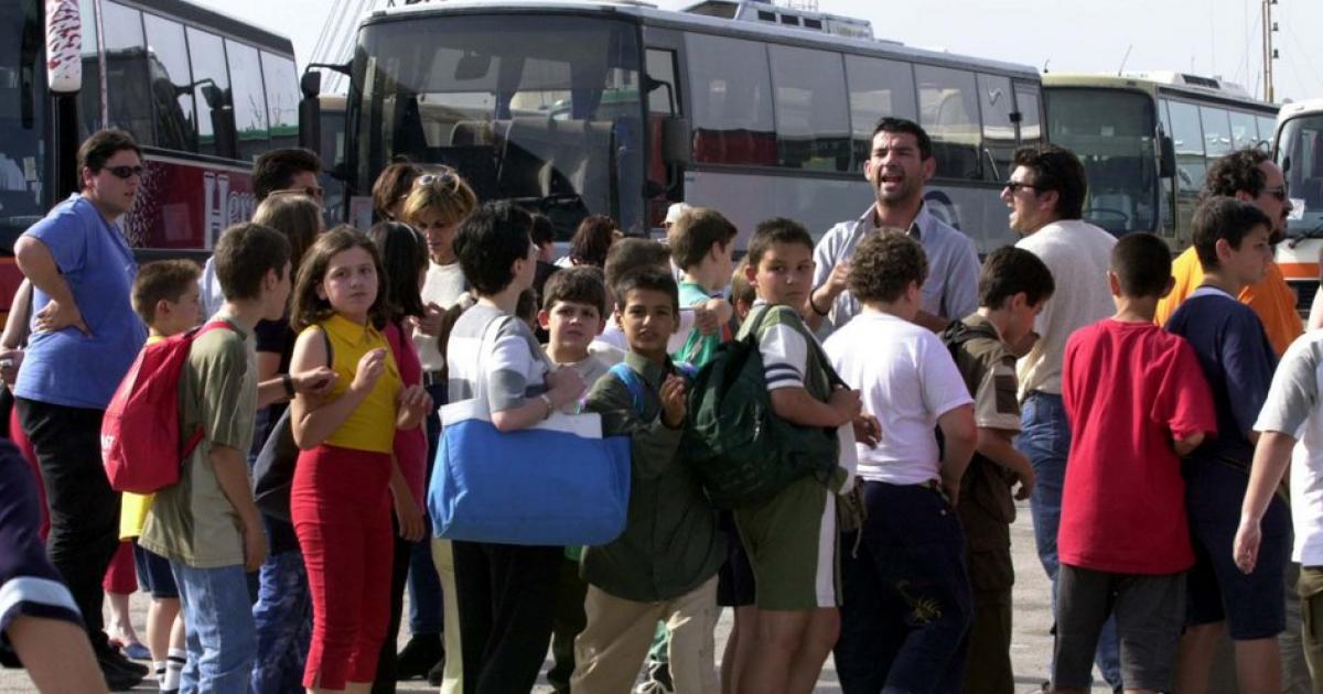Σχολικές εκδρομές: Αλλαγές με νέο ΦΕΚ και νέα Υ.Α. αλλά για αποζημίωση ...