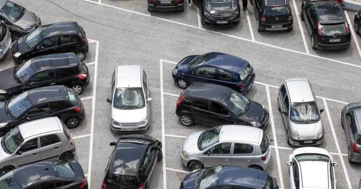 Τι μπορεί να αποκαλύψει μια πινακίδα αυτοκινήτου | Alfavita