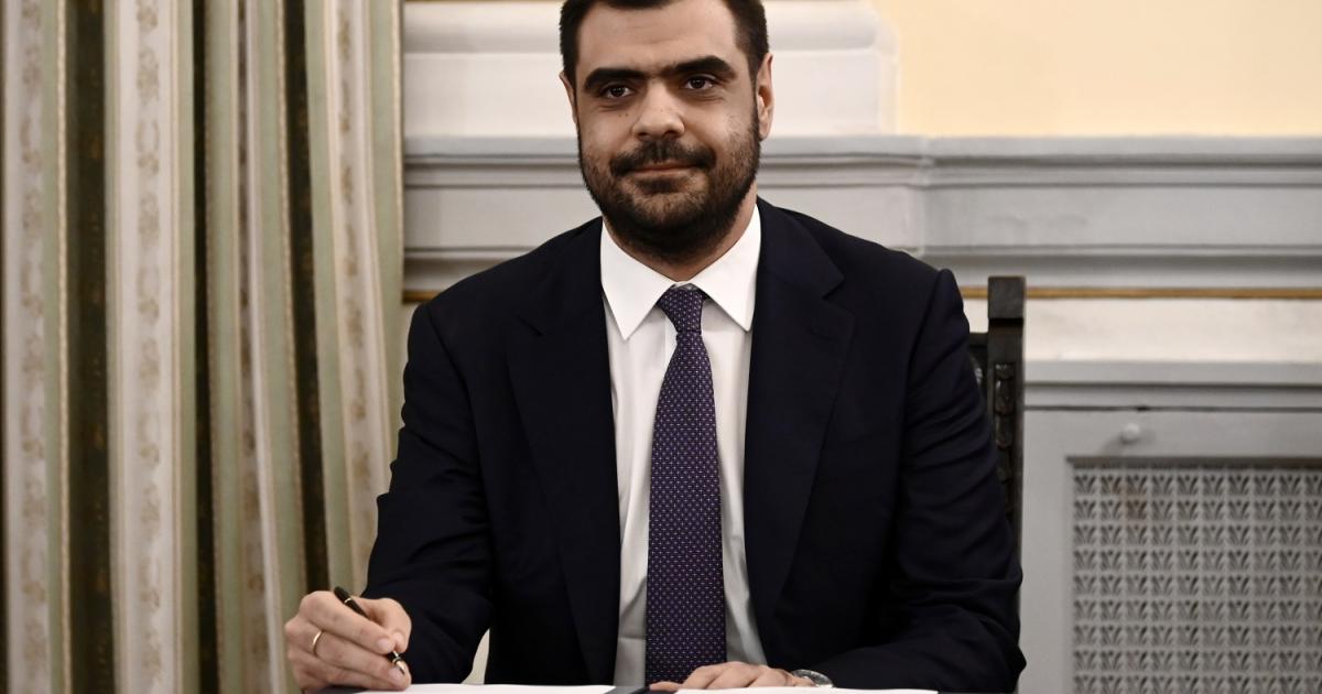 Ο κυβερνητικός εκπρόσωπος ερωτάται για τη στέγαση των εκπαιδευτικών και ...