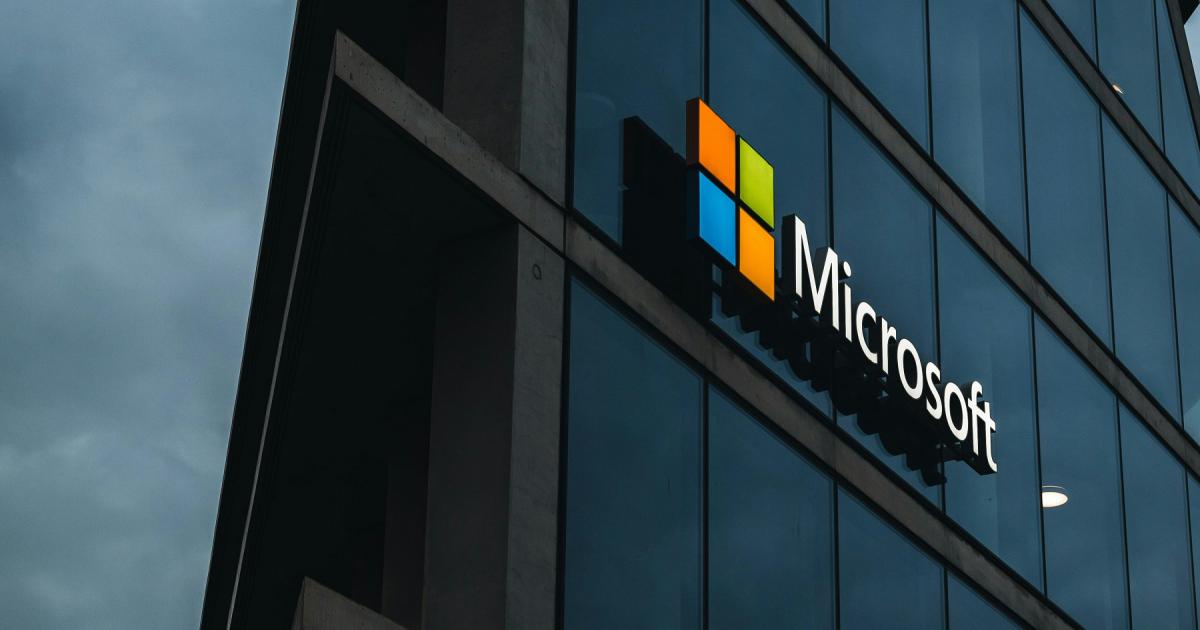 Η Microsoft προωθεί 6.000 απολύσεις παράλληλα με επένδυση σε τεχνητή νοημοσύνη | Alfavita