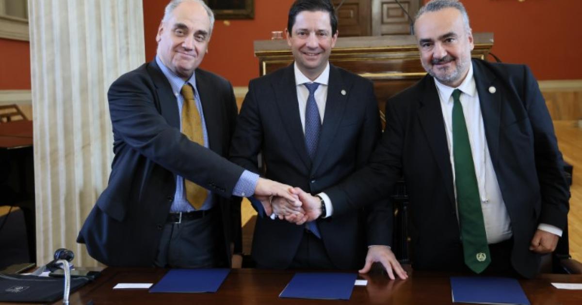 Ιστορική συμφωνία Νομικής Σχολής – ΔΣΑ: Από την θεωρία στην πράξη ...