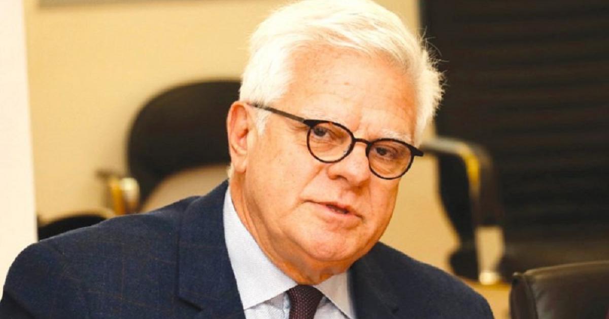 Ο πρώην Γ.Γ Ανώτατης Εκπαίδευσης του ΥΠΑΙΘΑ Οδυσσέας Ζώρας πρώτος Πρύτανης του Μη κρατικού ...