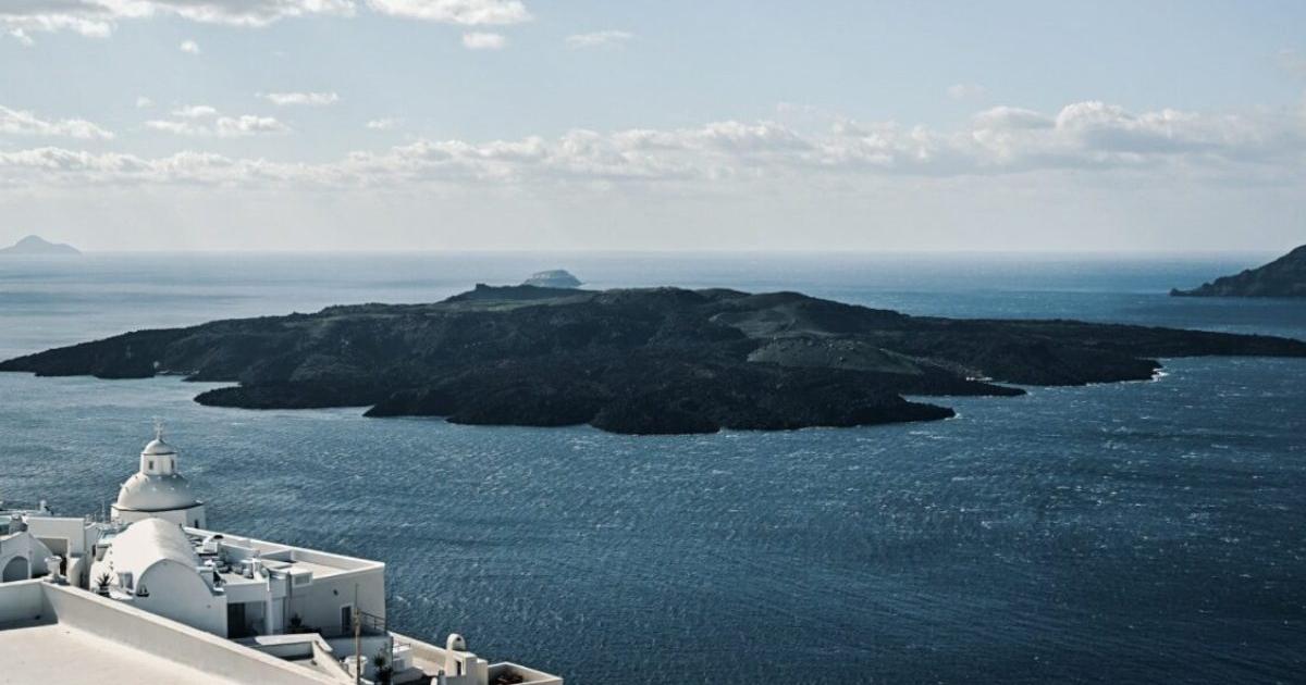 Σαντορίνη - Η προσοχή στο ηφαίστειο: Βουητό και άνοδος του μάγματος ...