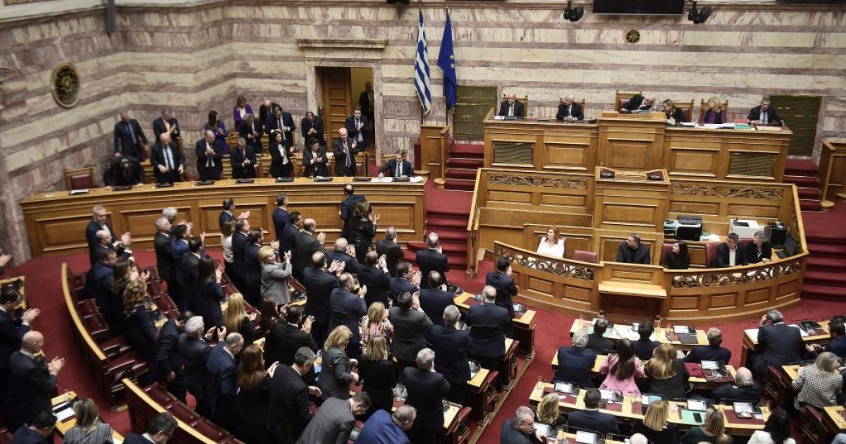 LIVE - Ερωτήσεις για την Παιδεία στη Βουλή: «Αιώνιοι» φοιτητές και νέα μέτρα ασφάλειας στα ΑΕΙ ...