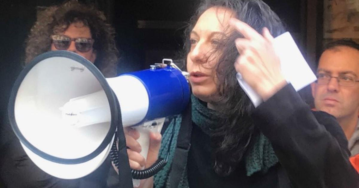 Τι είπε η αγωνίστρια εκπαιδευτικός του 8ου ΓΕΛ Πειραιά για τη «δυνητική ...