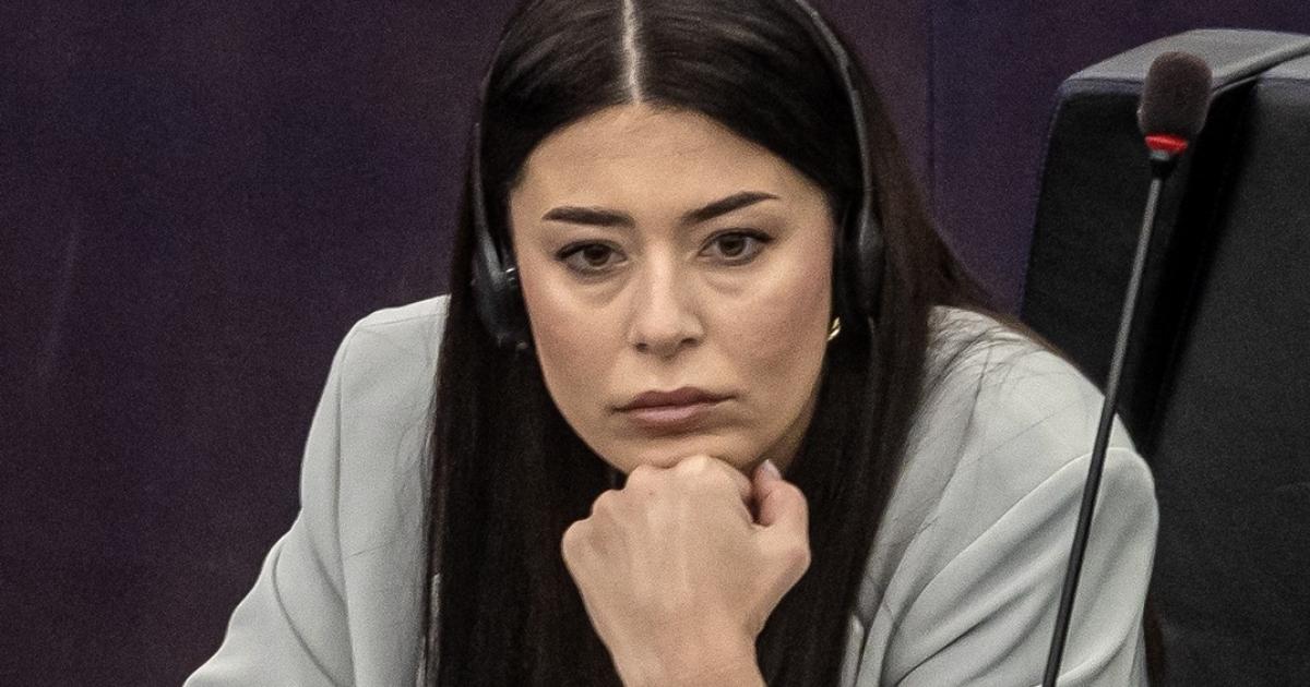 Η Αφροδίτη Λατινοπούλου δηλώνει πόθεν έσχες για το 2023 μόλις... 3.001,68 ευρώ | Alfavita