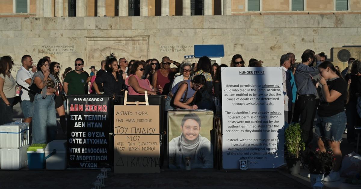 Έξω από τη Βουλή για 13η μέρα ο Πάνος Ρούτσι – Συνεχίζει την απεργία ...