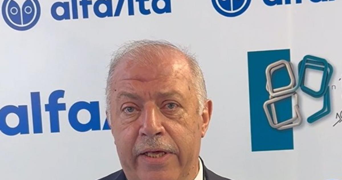 Μιχάλης Σφακιανάκης (Πρύτανης Πανεπιστημίου Πειραιώς): «Το alfavita.gr το μεγαλύτερο site για ...