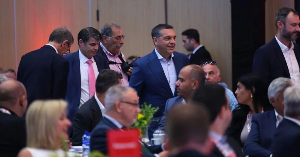 Τσίπρας στο Economist: Ποια στελέχη του ΣΥΡΙΖΑ έδωσαν το "παρών" στην ...