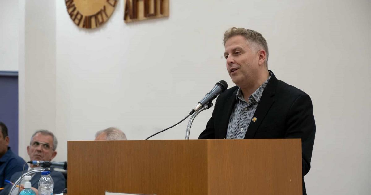 Πρόεδρος ΟΙΕΛΕ: «Η κυβέρνηση ακολουθεί πολιτική γιγάντωσης των ...