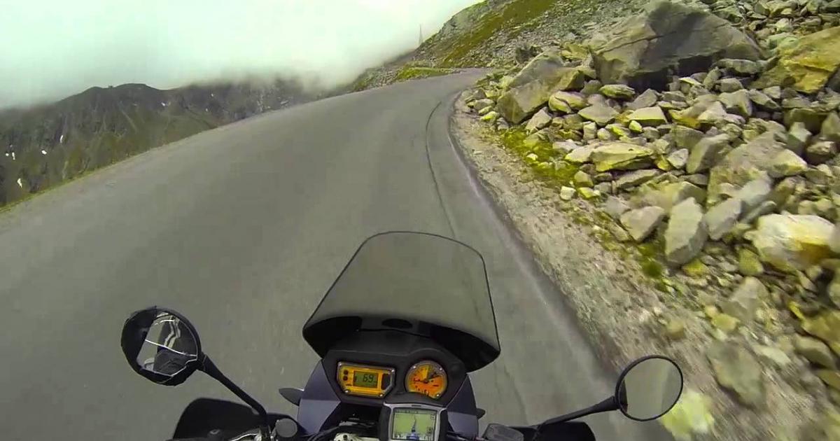 Ο δρόμος που αγγίζει τα σύννεφα στην Πελοπόννησο | Alfavita