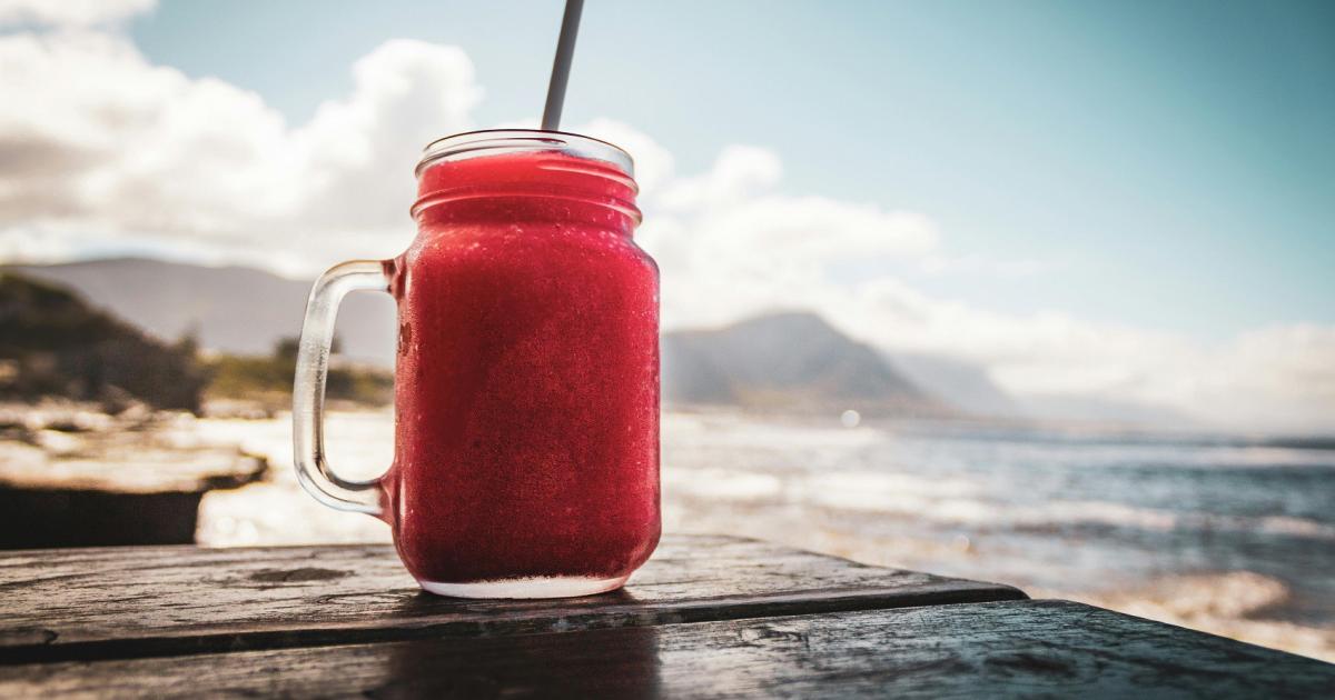 Φρούτα: Ολόκληρα, χυμός ή smoothie; Τι δείχνει νέα έρευνα για την υγεία ...