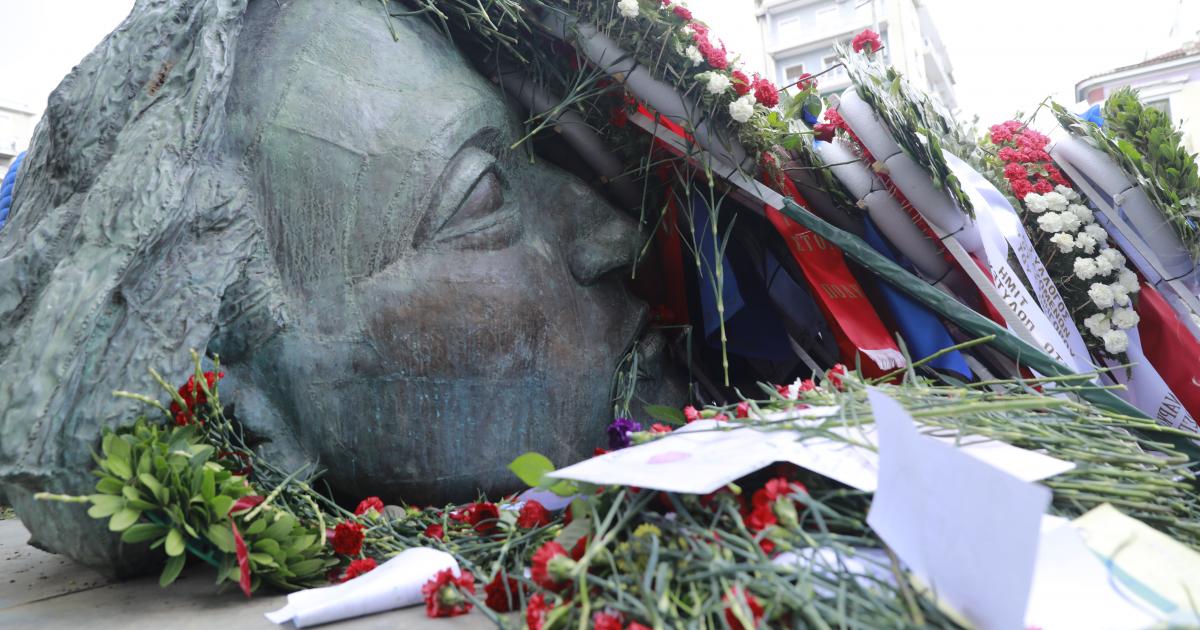 Ποιοι «κάθονται» την 17η Νοεμβρίου - Τι ισχύει στα σχολεία | Alfavita