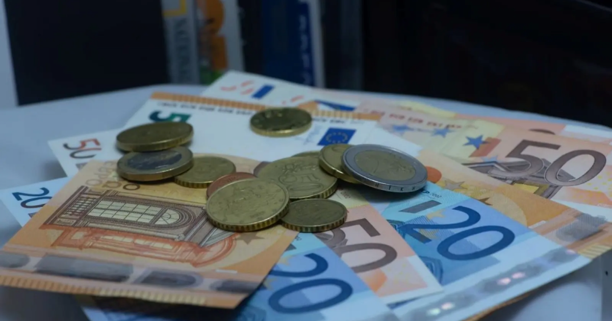 Επίδομα 250€ για συνταξιούχους: Ποιοι το παίρνουν και πότε - Προσοχή ...