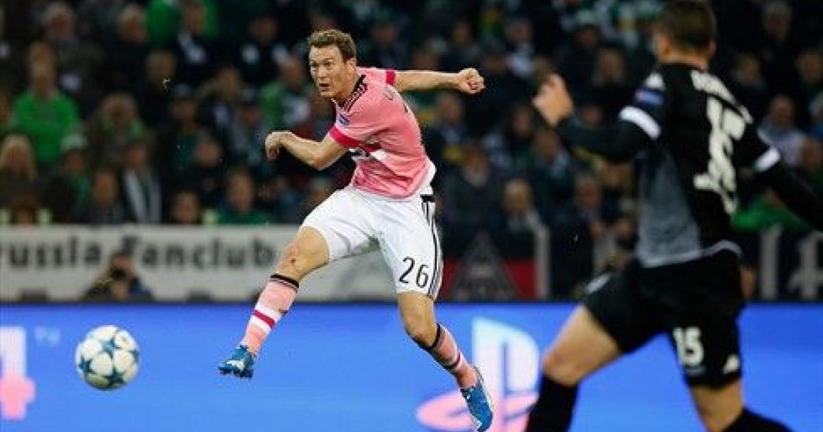Γκολ με το "τσουβάλι" στο Champions League | Alfavita