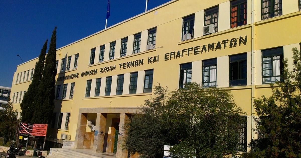 Τι συμβαίνει στη Σιβιτανίδειο; "Σημεία και τέρατα" με την υπηρεσιακή ...
