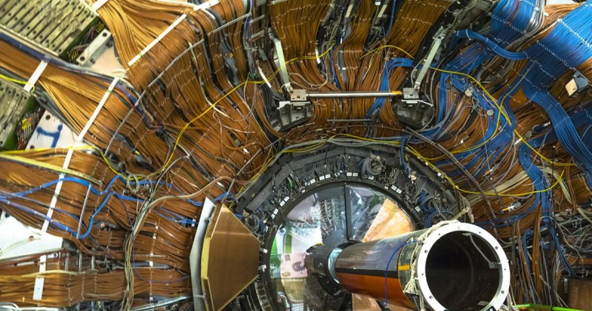 CERN: Μπήκε ξανά σε λειτουργία | Alfavita