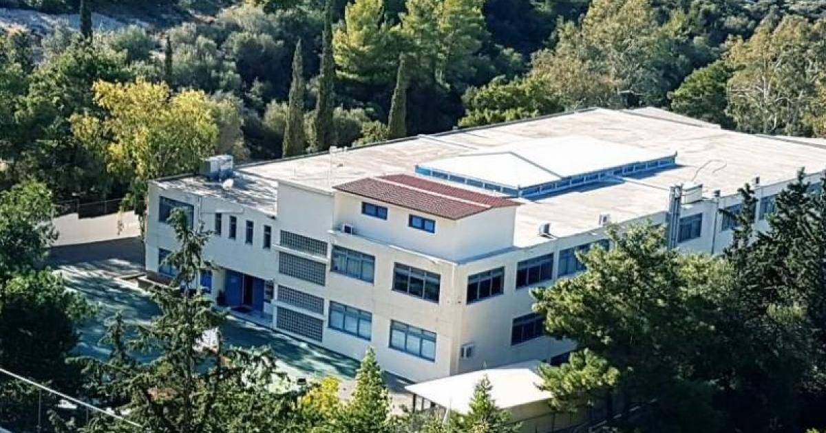 Εκπαιδευτήρια Νέα Παιδεία: Πρόγραμμα Υποτροφιών Λυκείου | Alfavita