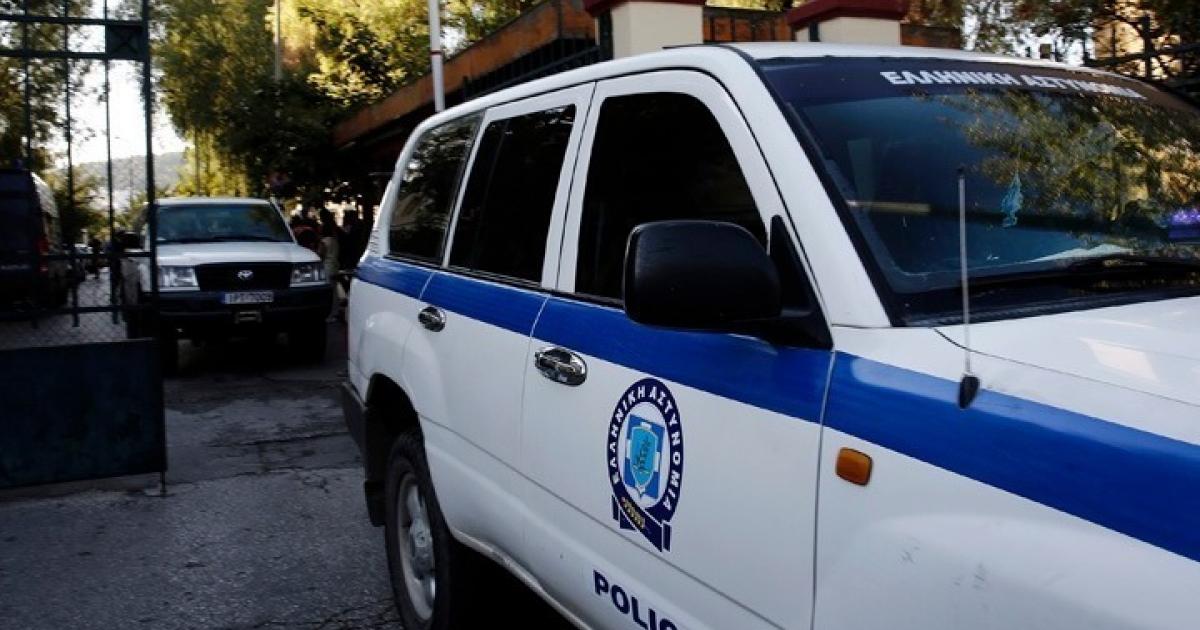 Εκρηξη στην είσοδο της πολυκατοικίας που διαμένει ο Θάνος Τζήμερος ...