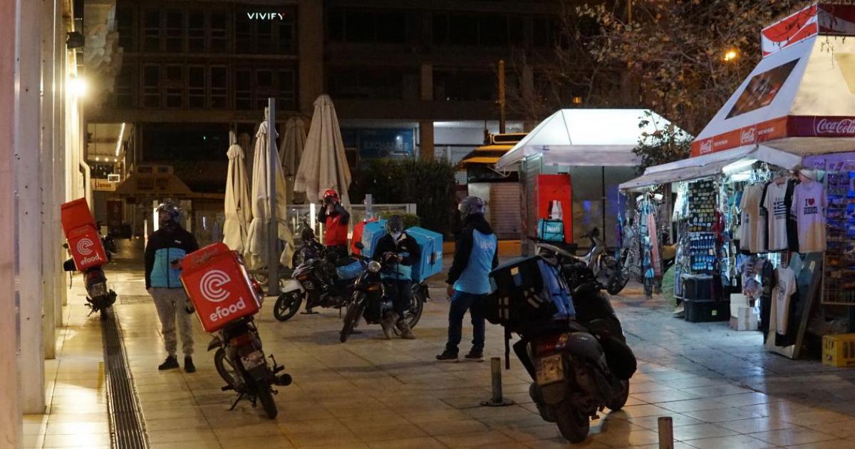 Αλληλεγγύη στους διανομείς-Γνωστή μπύρα σταματάει τη συνεργασία της με efood και wolt | Alfavita