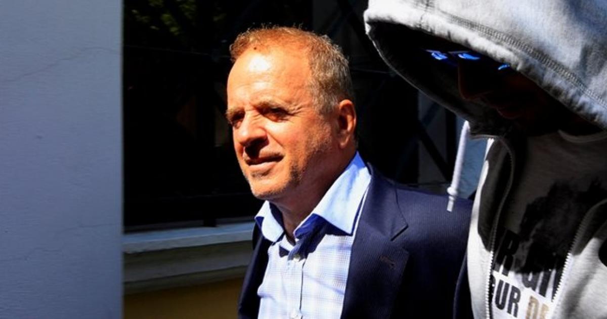 Το sms που «καίει» Λιακουνάκο και «ανάβει φωτιές» σε δικαστικούς | Alfavita