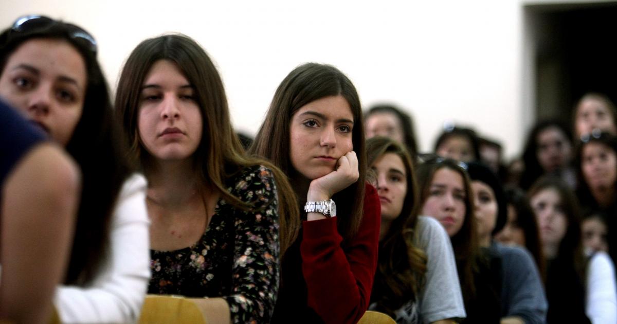 Απίστευτο: Δίδυμα αδέλφια-φοιτητές δε μπορούν να πάρουν μετεγγραφή ...