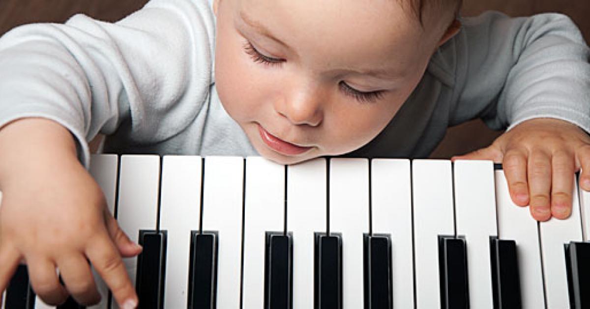 Πώς βοηθά ένα μουσικό όργανο στην ανάπτυξη του παιδιού; | Alfavita