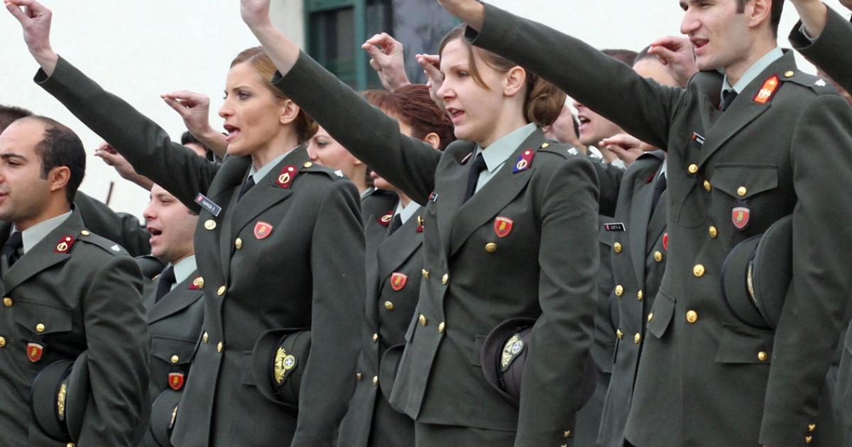 Ευνοϊκή ρύθμιση για εισαγωγή στις στρατιωτικές σχολές των πυρόπληκτων ...