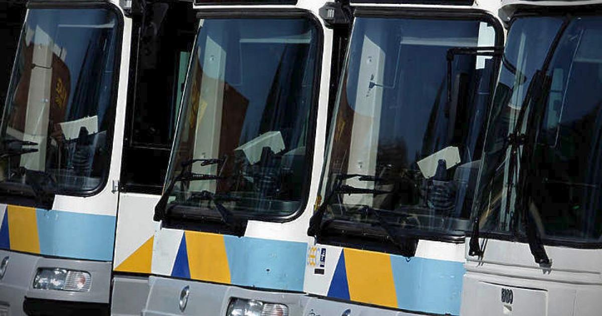 Αιτωλοακαρνανία: 26χρονος παρενόχλησε μαθητές σε λεωφορείο και γδύθηκε μπροστά τους | Alfavita